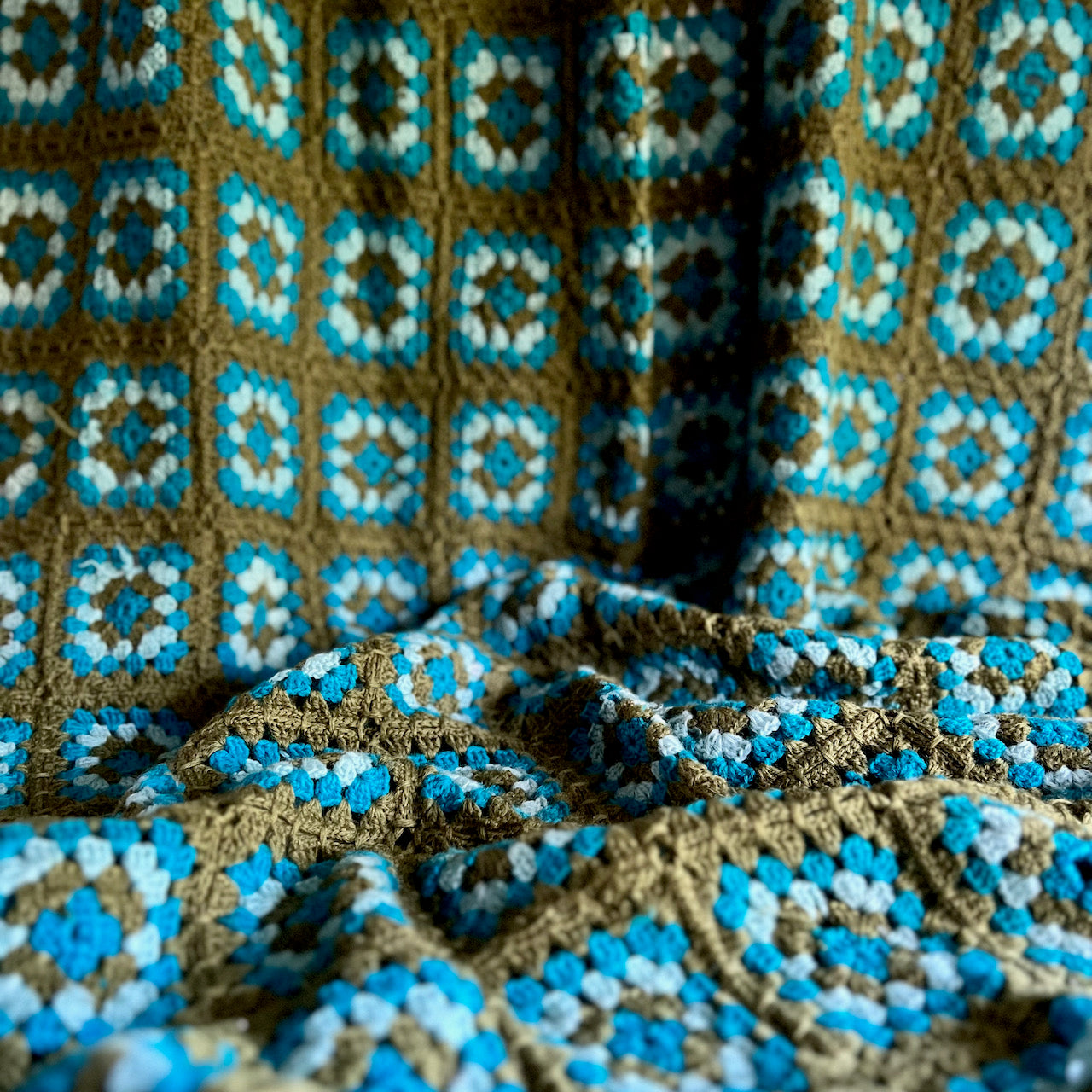 Old Teal and Avocado Granny Square Afghan – Rush Creek Vintage