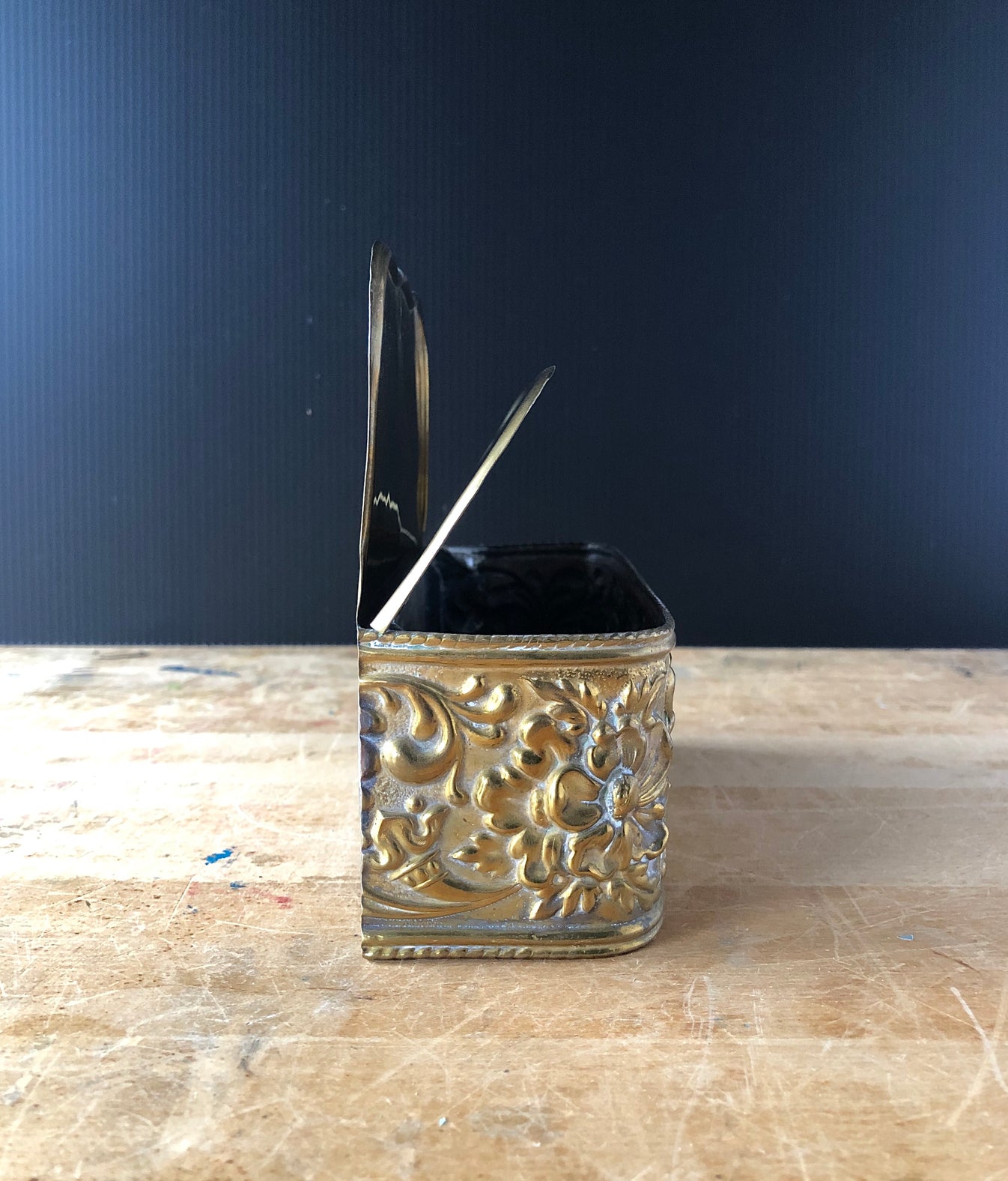Antique Dutch Brass Repousse Match Box (c.1800s) – Rush Creek Vintage