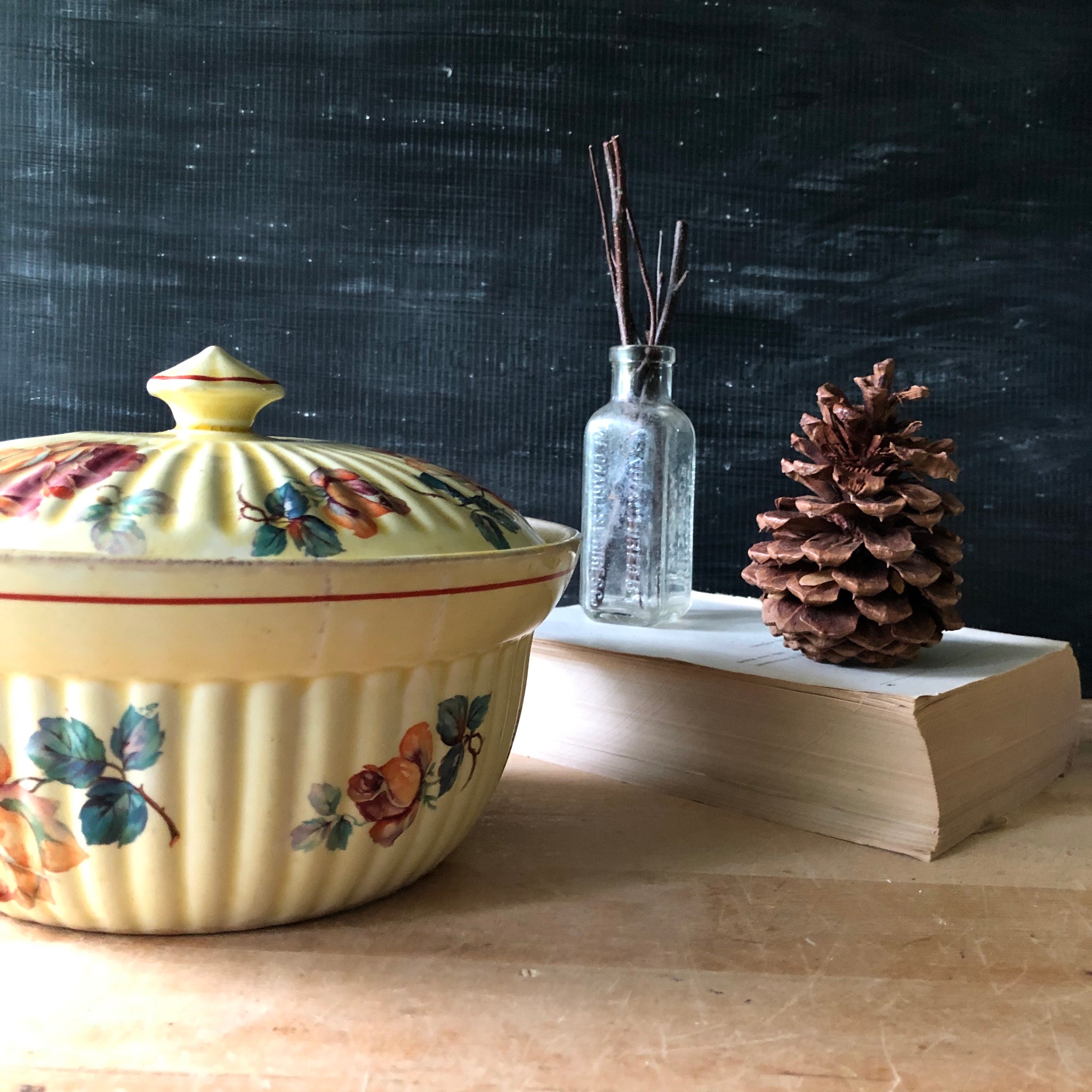 Vintage Bake Rite Covered Baking Dish (1940s) – Rush Creek Vintage