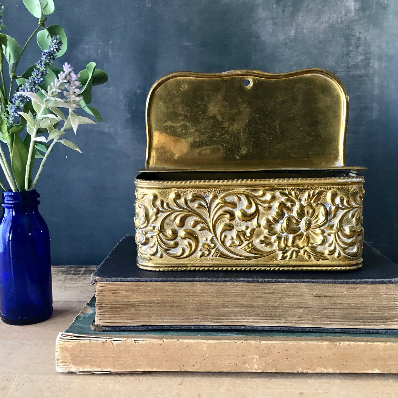 Antique Dutch Brass Repousse Match Box (c.1800s) – Rush Creek Vintage