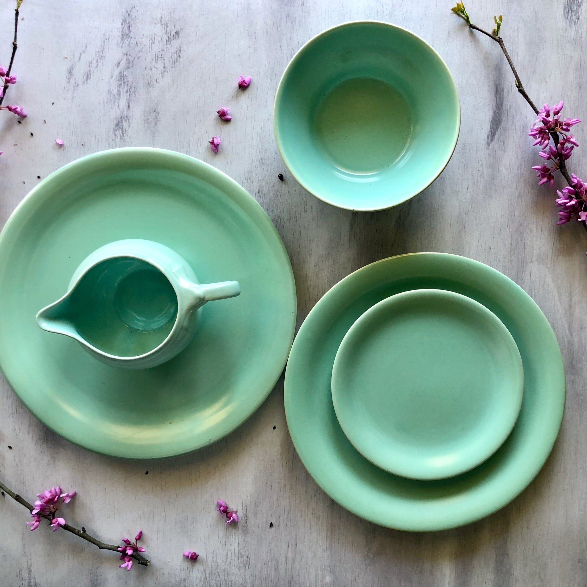 Vintage Pacific Pottery Green Dinnerware (c.1940s) – Rush Creek Vintage